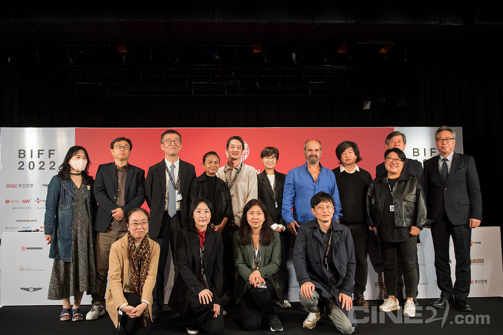 #BIFF 8호 [뉴스] 27회 부산국제영화제 결산 기자회견, 성공적으로 마무리 된 ‘다시, 마주 보기’